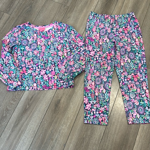 Lilly Pulitzer | Matching Sets | Guc Lilly Pulitzer Girls Set Size M 67 ...